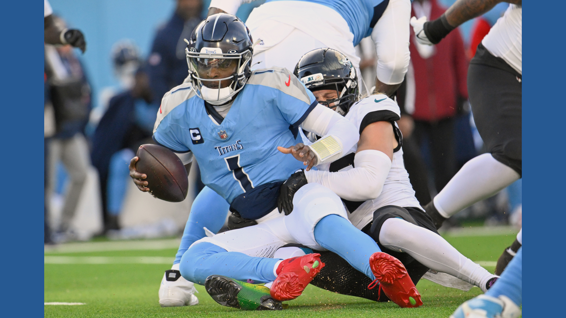 Cam Ward and Titans visit Shedeur Sanders and Browns in a matchup of rookie QBs | abc10.com