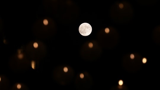 PHOTOS: Rare blue supermoon lights up August night sky | abc10.com