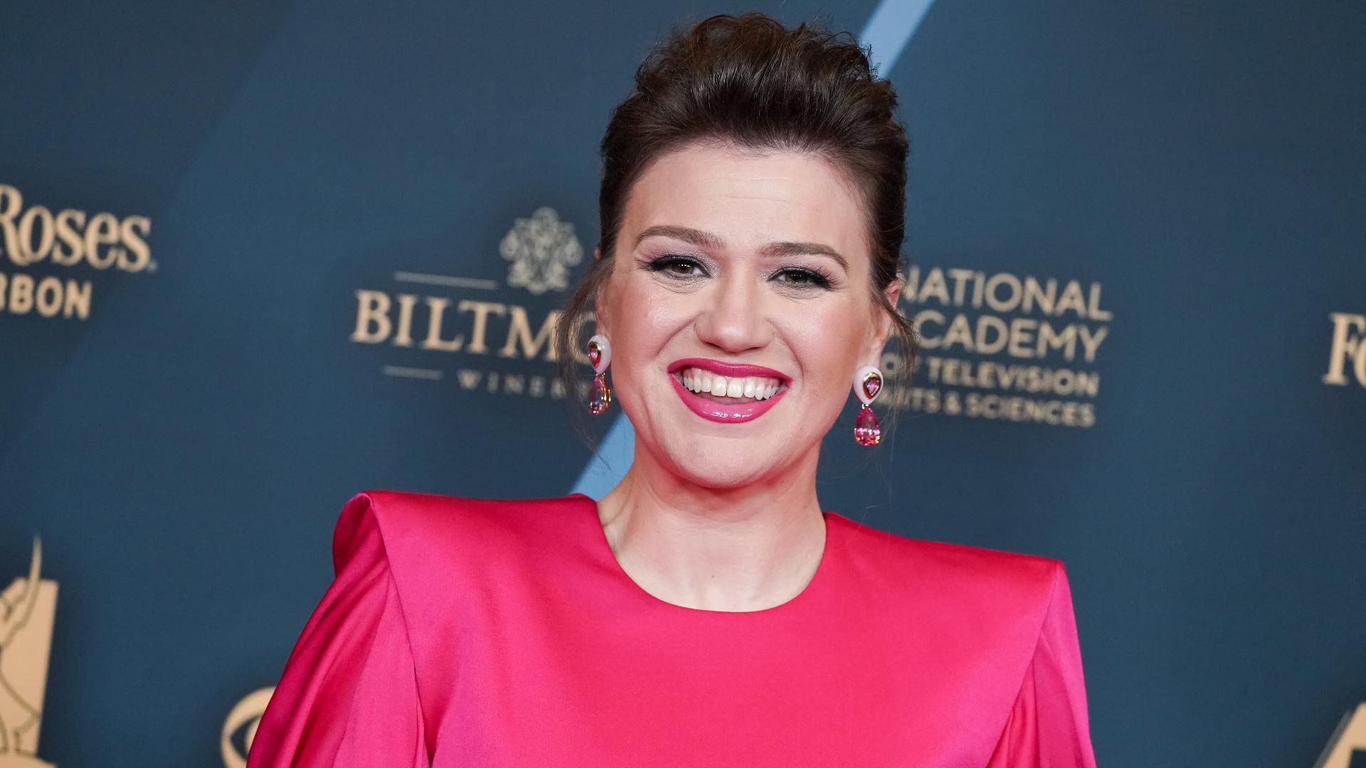 Where was Kelly Clarkson? Report reveals reason why she was gone from ...