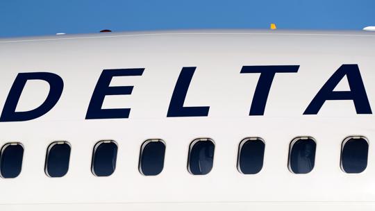 Delta, United still offering travel waivers after storms disrupt ...