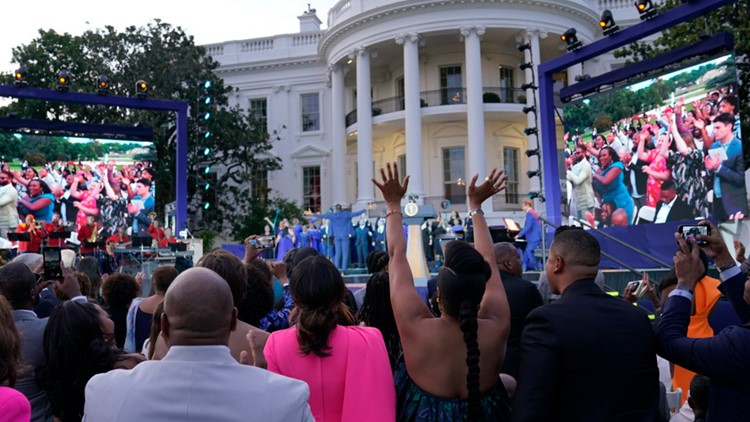 Biden hosts Juneteenth concert on White House lawn | abc10.com