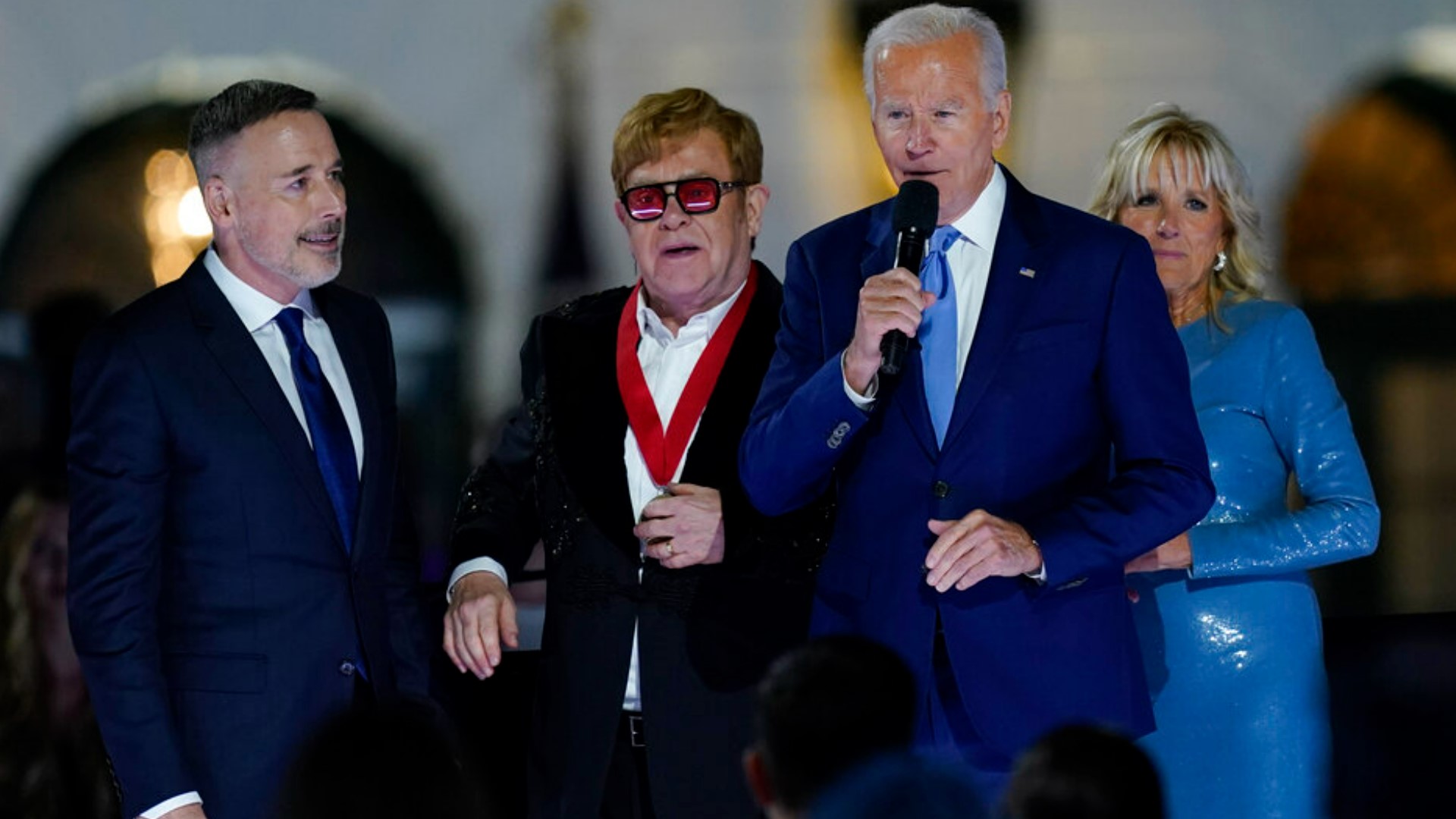 Elton John White House performance for farewell tour | abc10.com