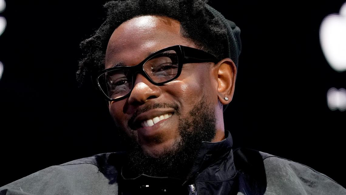 How much do Super Bowl halftime show performers get paid? | abc10.com