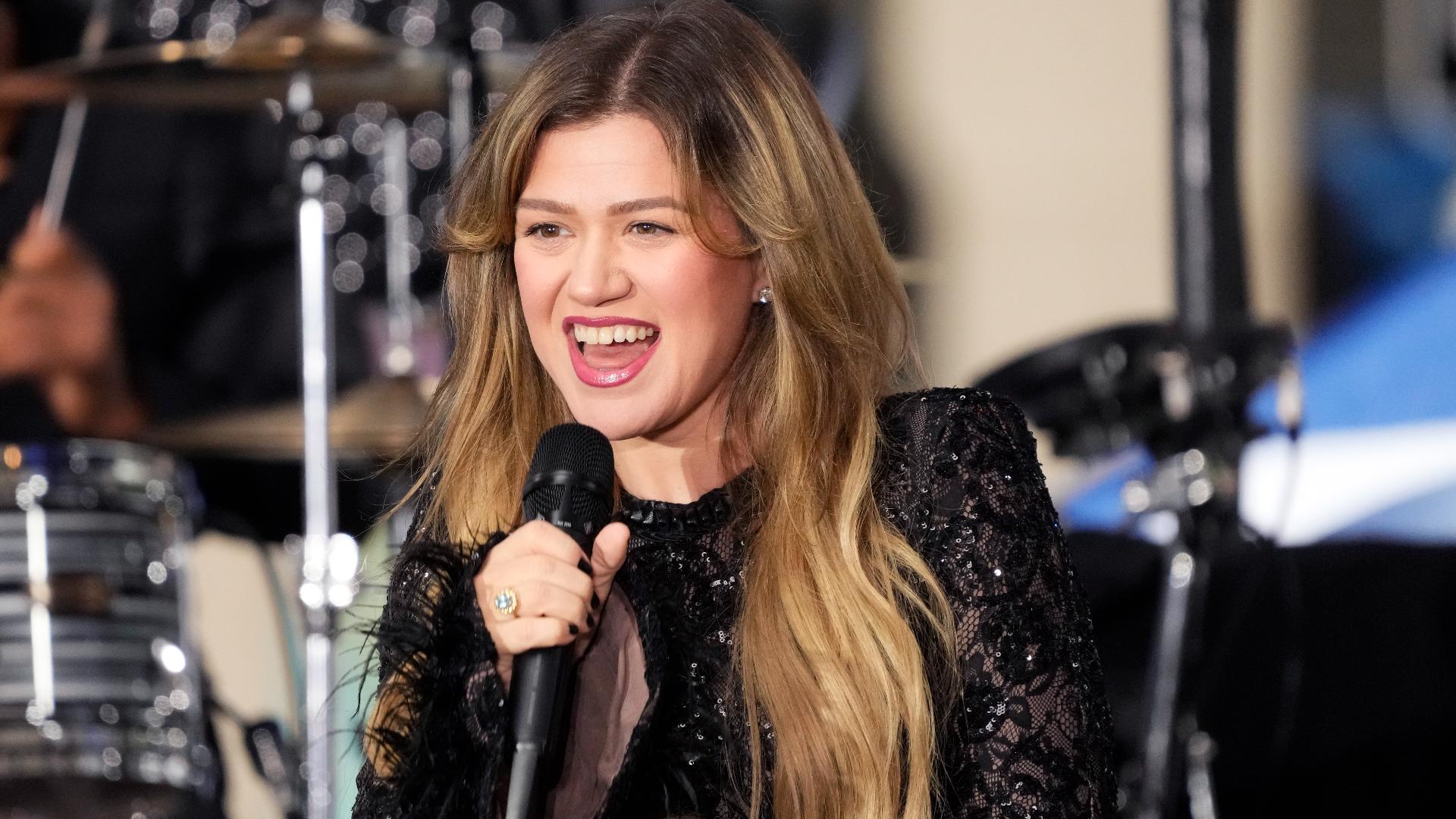 Kelly Clarkson's daytime talk show will end after its 7th season: 'Not ...