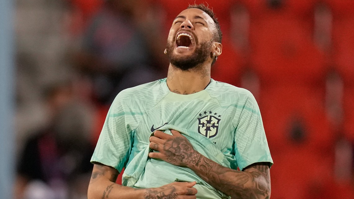 Neymar lookalike causes havoc at World Cup in Qatar | abc10.com