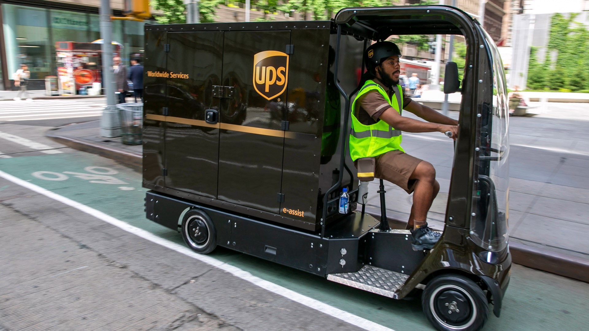 UPS tests battery-powered cycle carts in NYC | abc10.com