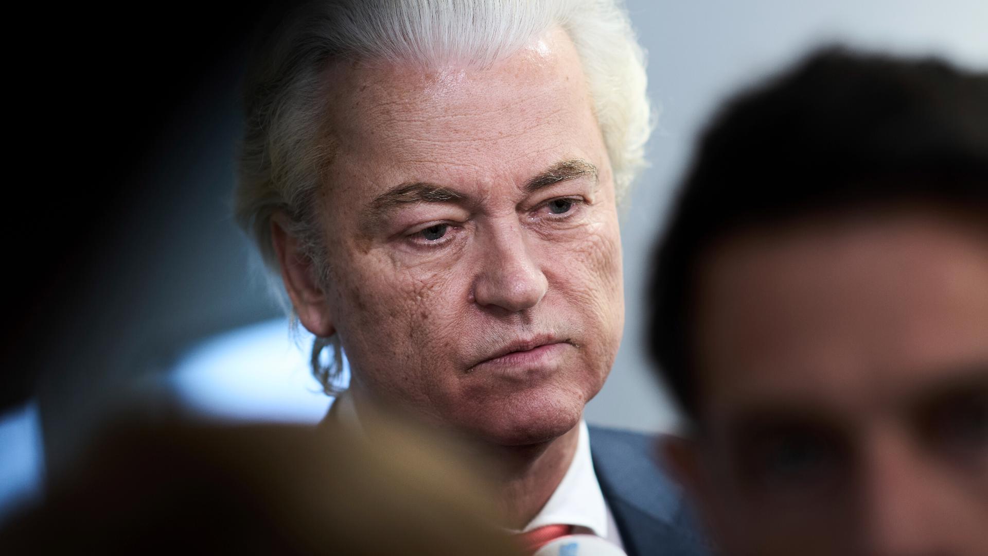 Dutch government collapses, elections unlikely before fall | abc10.com