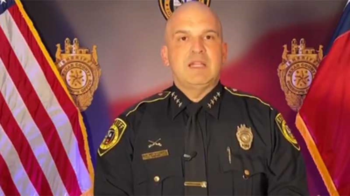 Bexar Co. sheriff investigating migrant flights to Florida, Mass ...