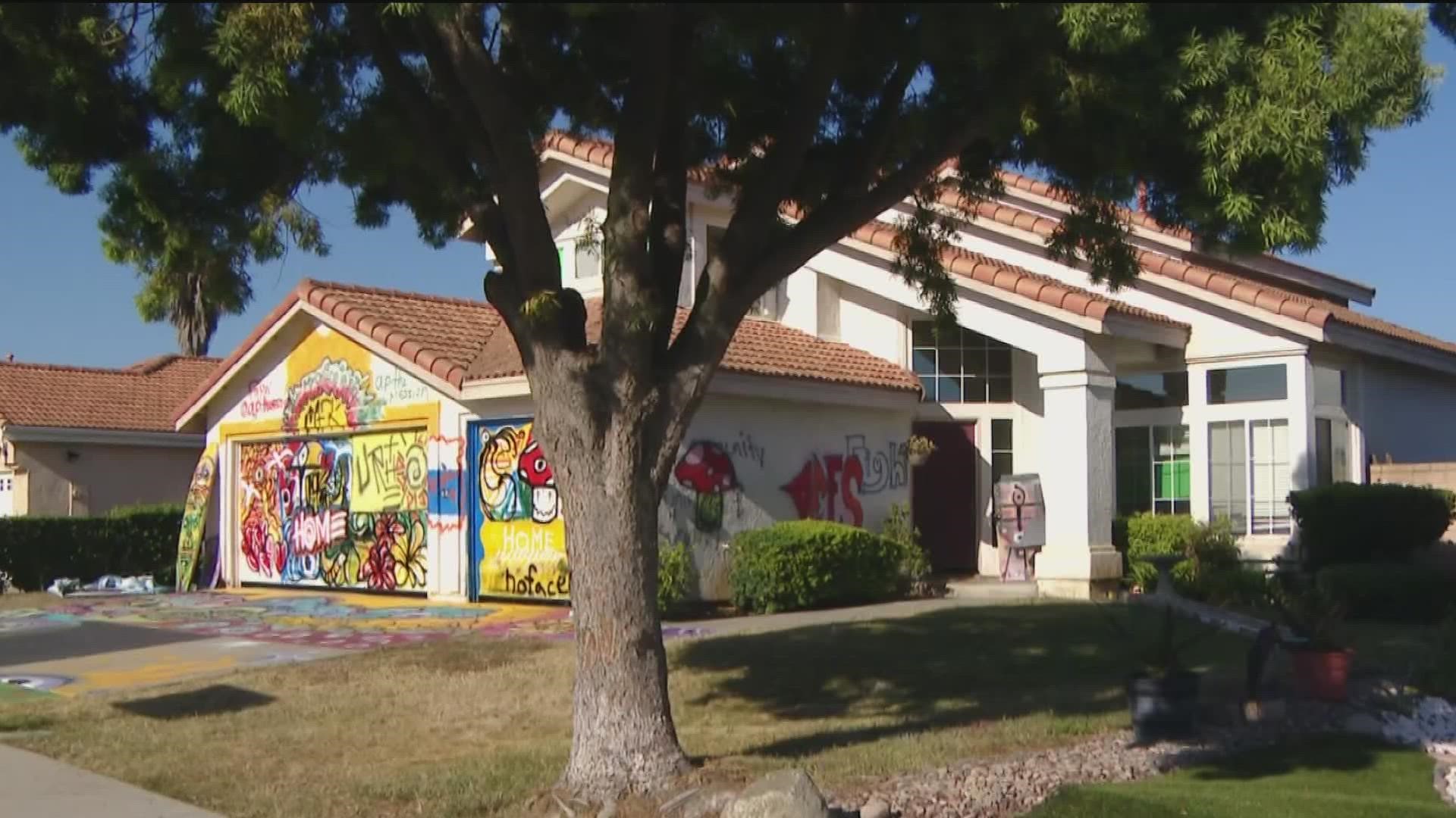 Police investigating eyesore Southern California home | abc10.com