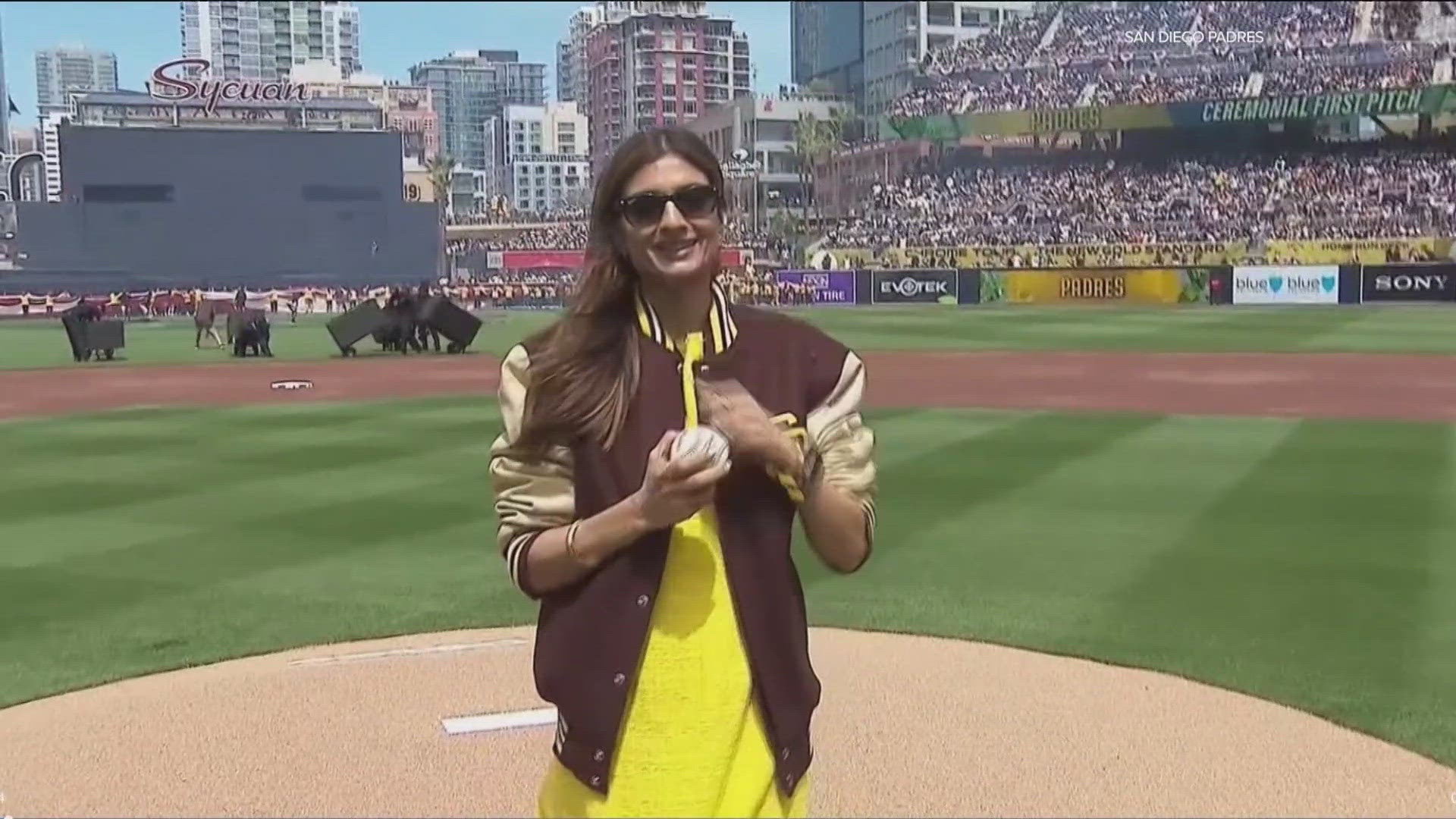 Widow of former San Diego Padres owner files lawsuit for control of MLB ...