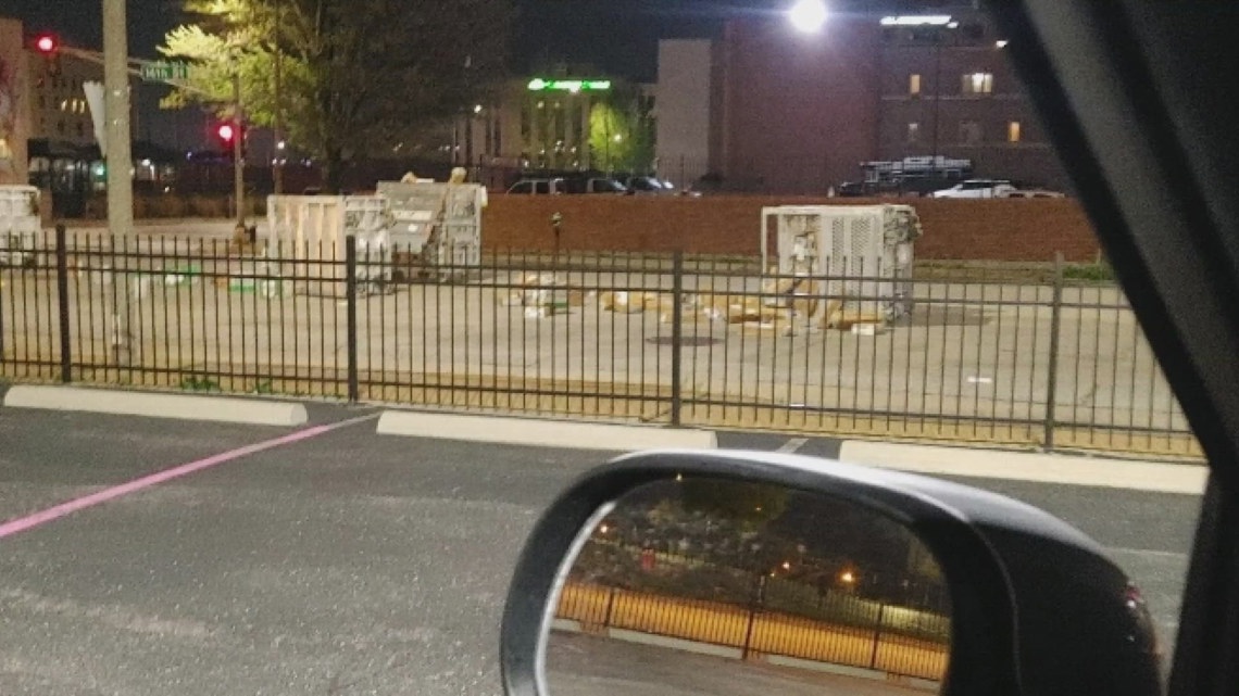USPS truck runs red light, drops mail in St. Louis | abc10.com