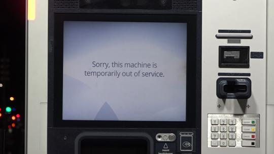 Banks Down Today: What banks are impacted by global outage? | abc10.com