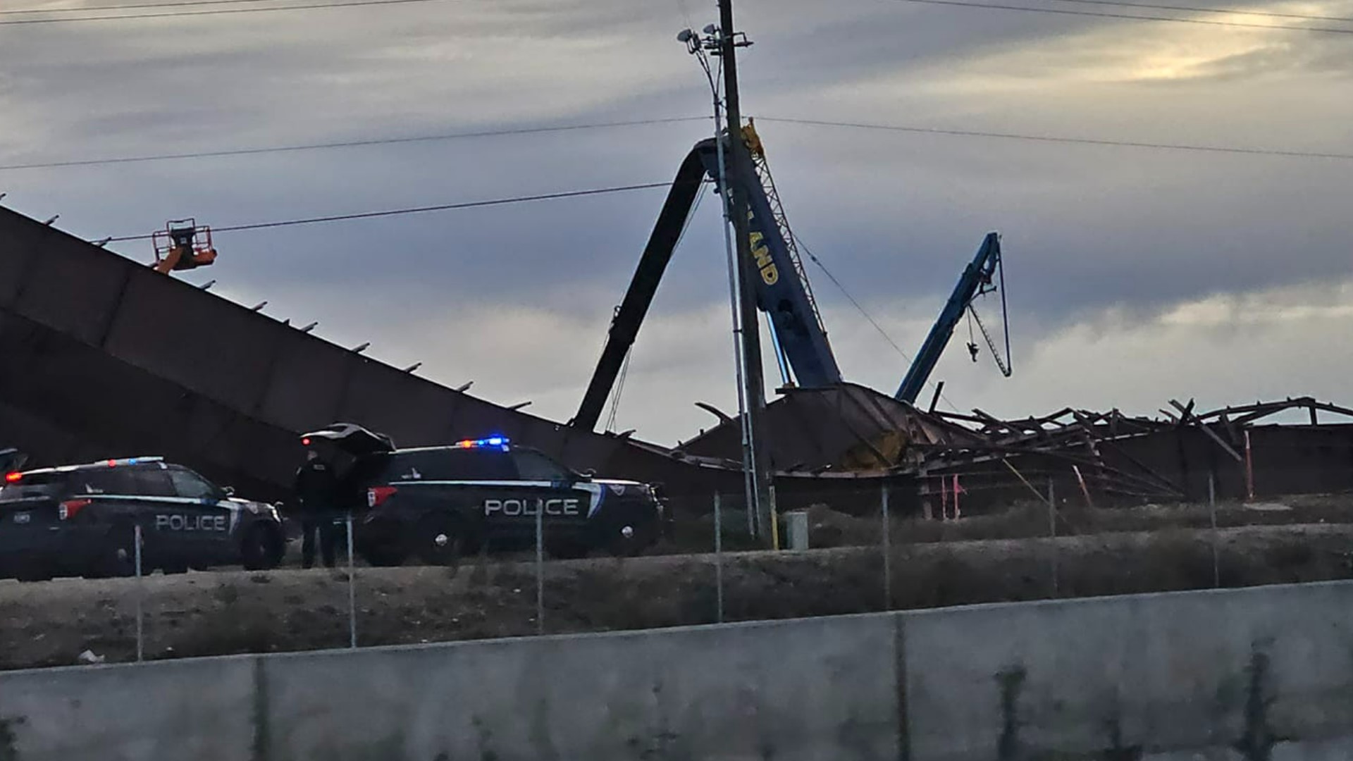3 dead, 9 injured after hangar collapse near Boise Airport | abc10.com