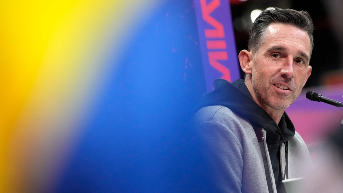 Kyle Shanahan trying to join dad Mike as Super Bowl winner | abc10.com