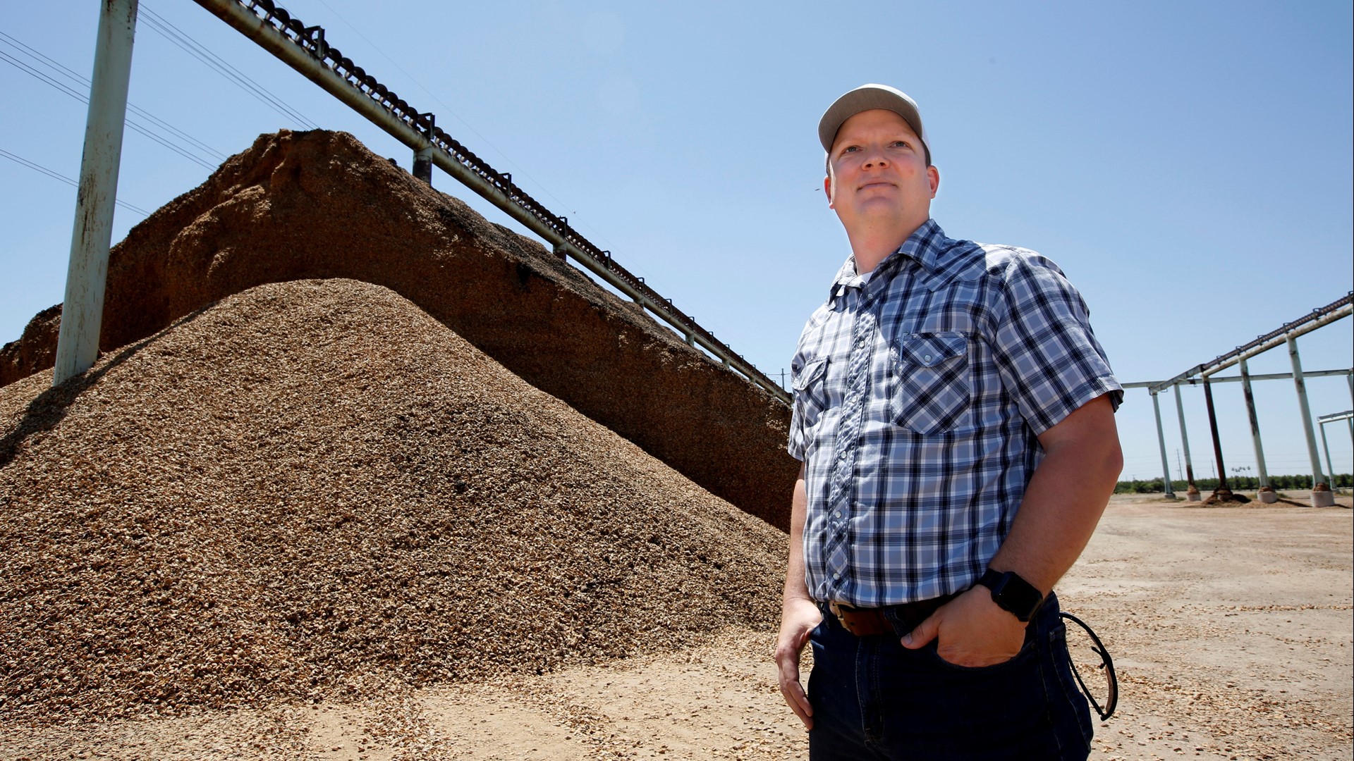 Trade tensions, India tariffs put California almonds at risk | abc10.com