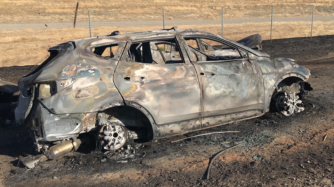 I-5 reopened after grass fire ignites, torches several cars near ...