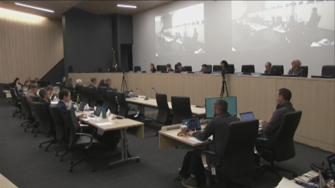 CARB member says why he voted no on low carbon fuel standard | abc10.com