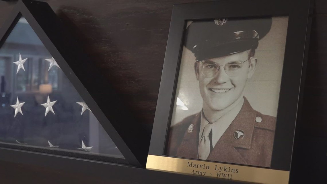 Stockton WWII veteran Dr. Marvin Lee Lykins turns 101 | abc10.com