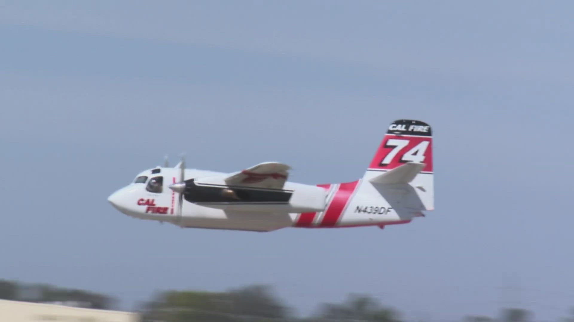 Cal Fire aerial firefighting fleet takes on wildfires across California ...