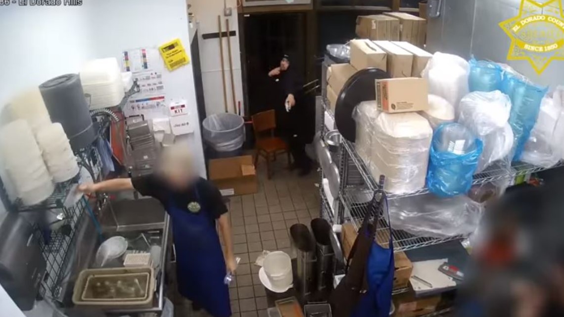 Man robs restaurant, escapes with backpack stuffed with cash | abc10.com