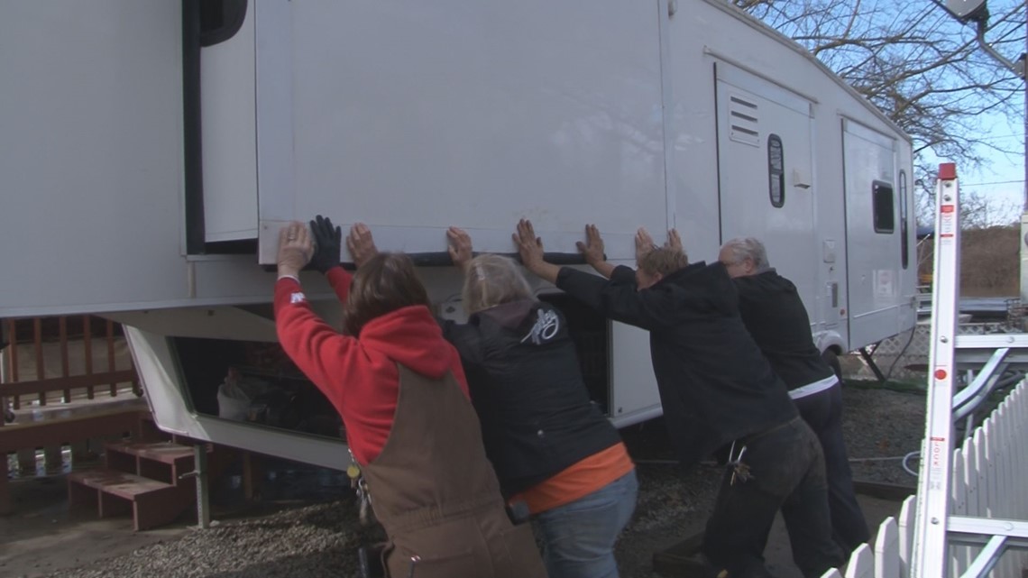 Walnut Grove RV Park evacuating again as flood waters creep in | abc10.com