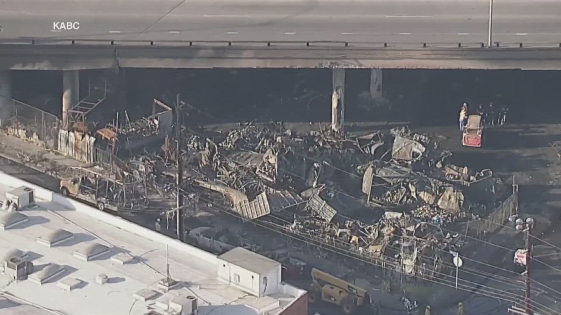 Los Angeles freeway is fully reopened after arson fire | abc10.com