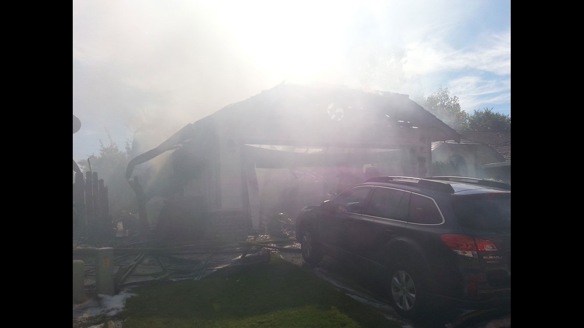 House fire damages 2 Elk Grove homes | abc10.com