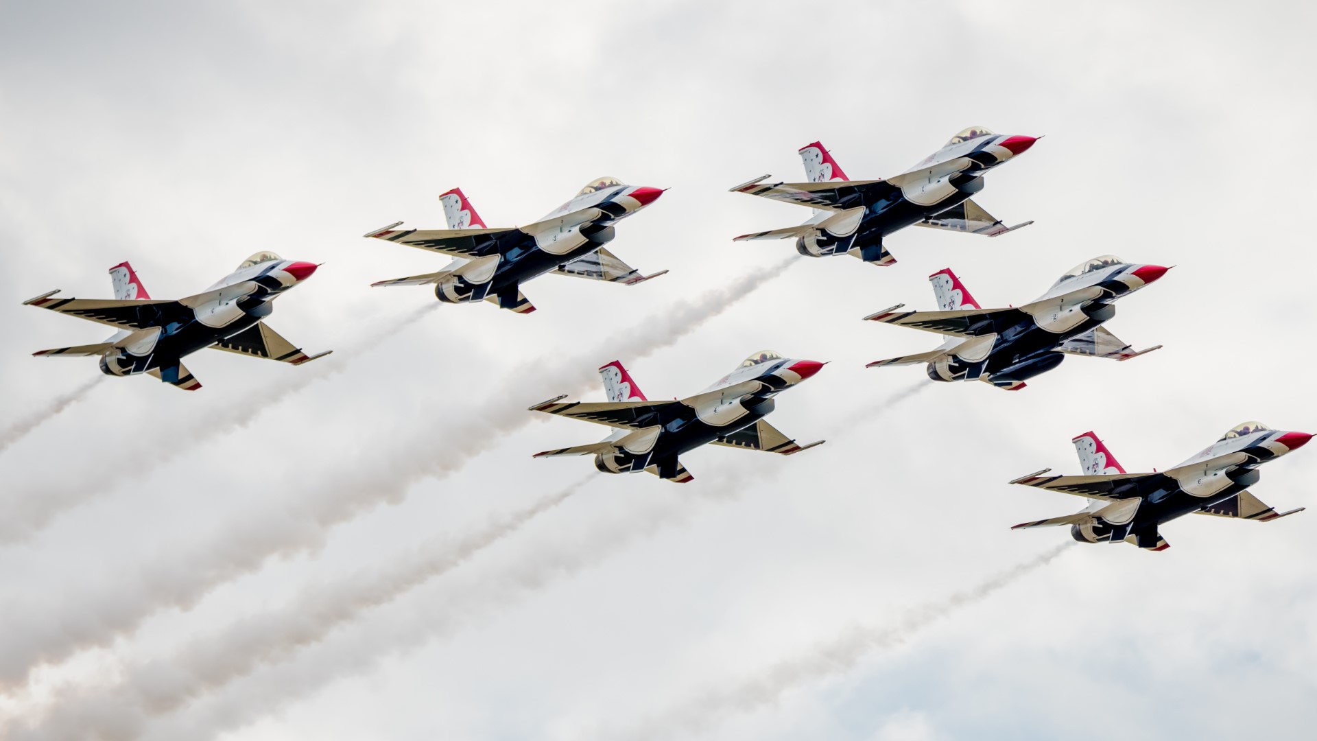 Plan to visit the Travis AFB 'Thunder Over the Bay' Air Show this ...
