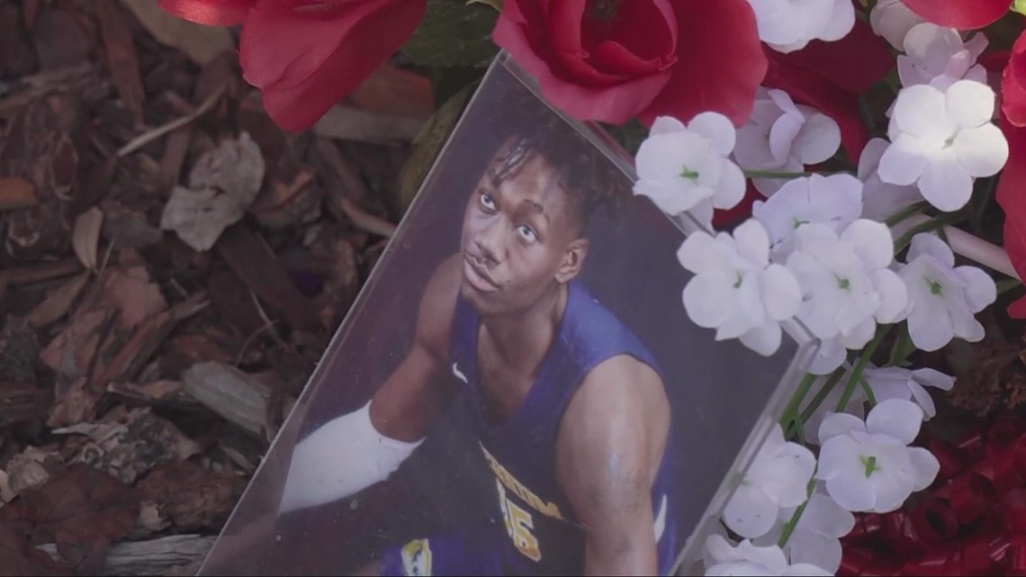 Anthony Williams friends and family trying to get police report on ...