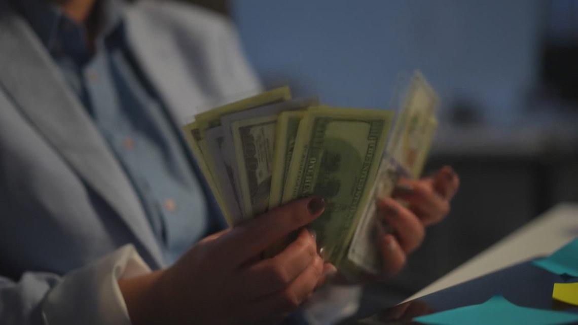 Guaranteed income pilot program offered in Sacramento County | abc10.com