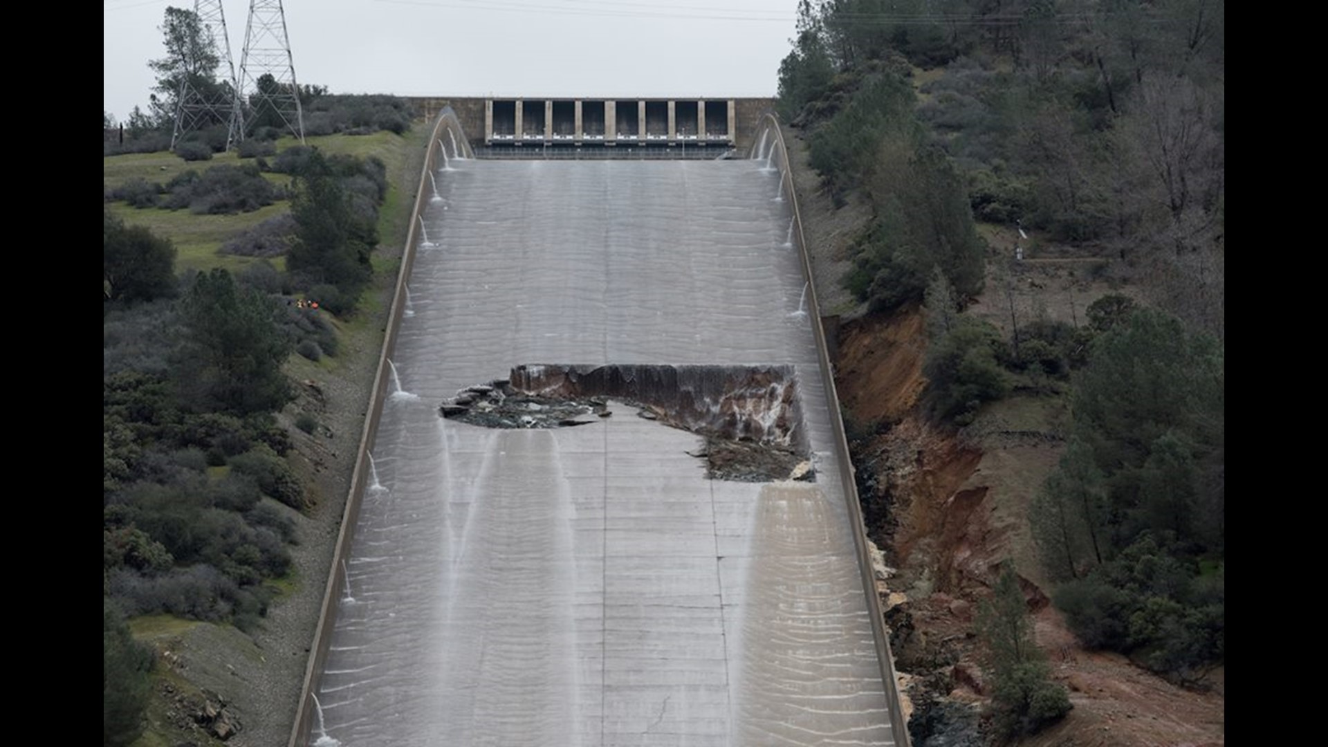 Investigation: Bad decisions key to Oroville Dam failure | abc10.com