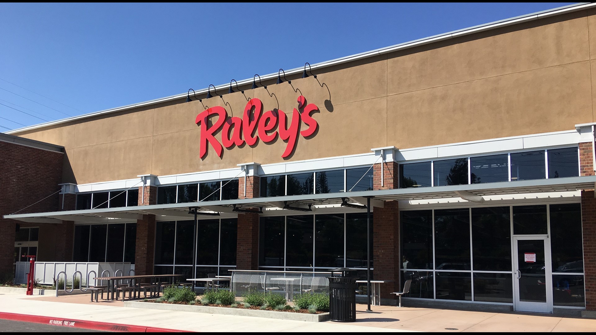 Raley's opens new state–of-the-art store | abc10.com