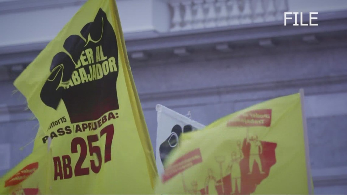 California fast-food strike: Workers go on strike in Sacramento | abc10.com