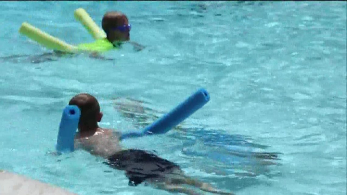 New research warns about gastrointestinal illness from swimming pools ...