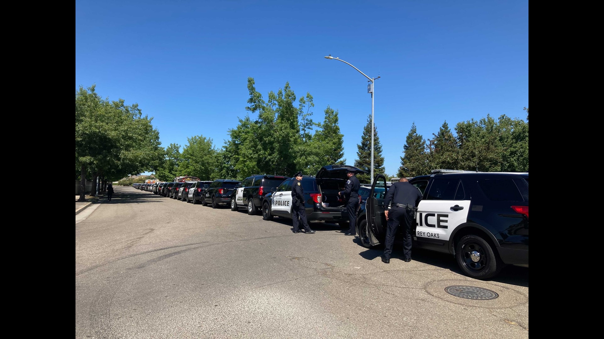 Memorial service and procession for Officer Jimmy Inn | abc10.com