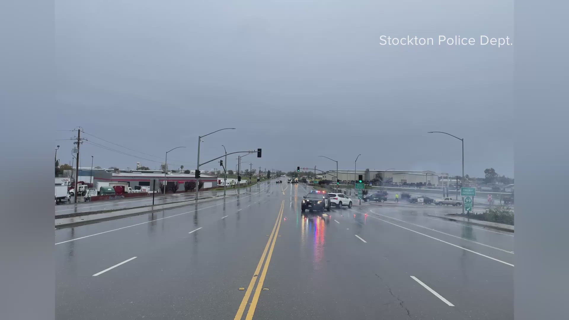 Bicyclist Hit Killed By Semi Truck In Stockton Abc10