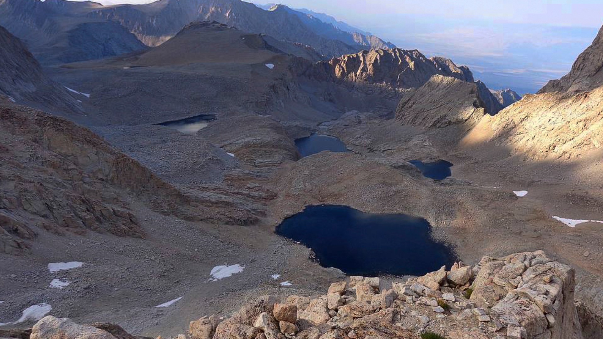 Hikers find skeleton beneath California's Mount Williamson | abc10.com