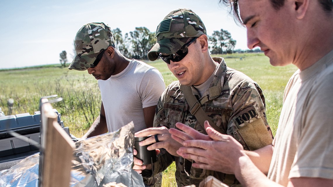 Bomb busters: How the Air Force's bomb squad assists police in ...