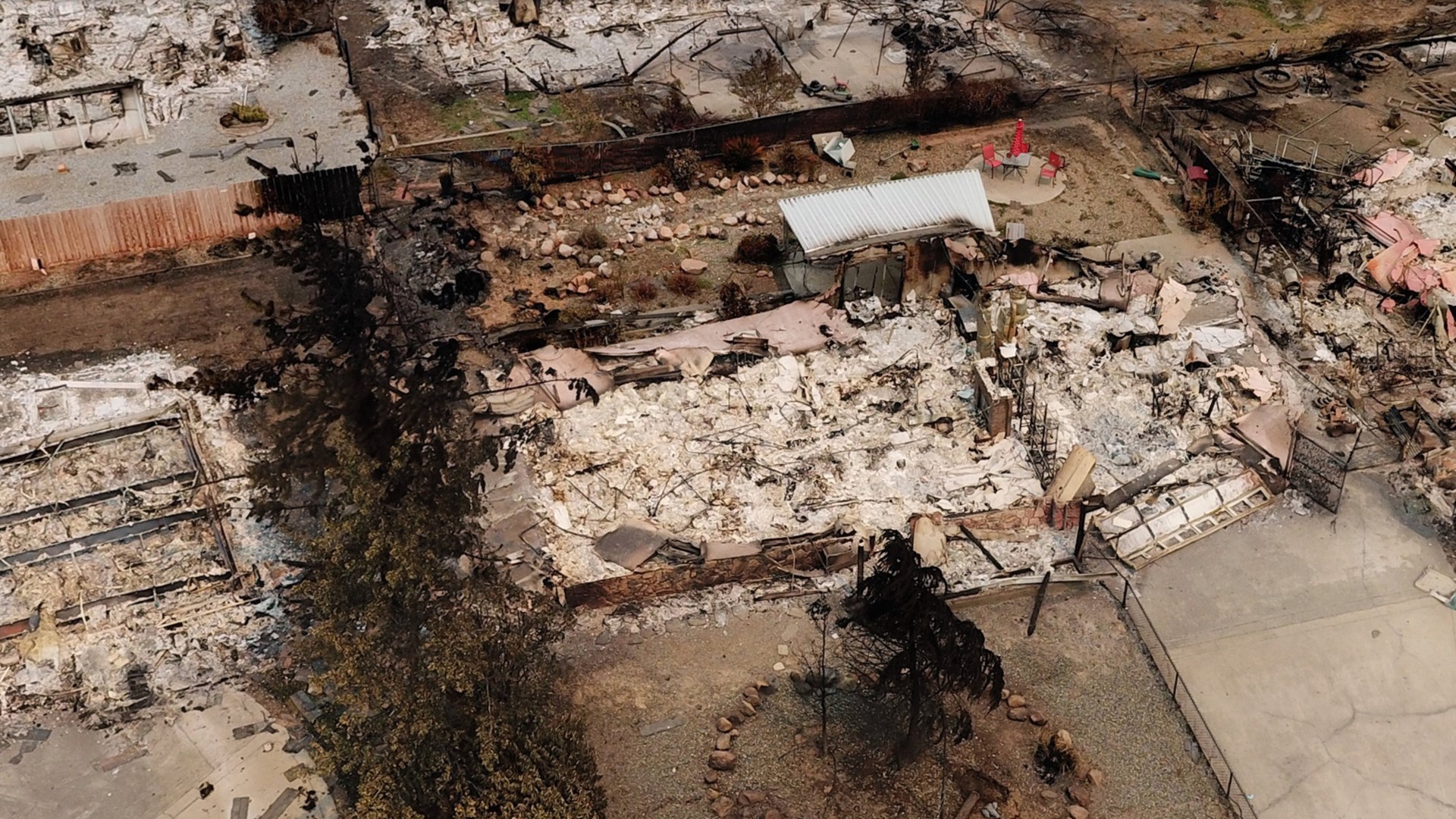 Woosley Fire: Latest fire map and road closures in Malibu and Thousand ...