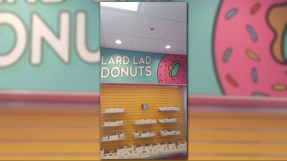 PHOTOS: 'Kwik-E-Mart' From 'The Simpsons' Opens in Myrtle Beach | abc10.com
