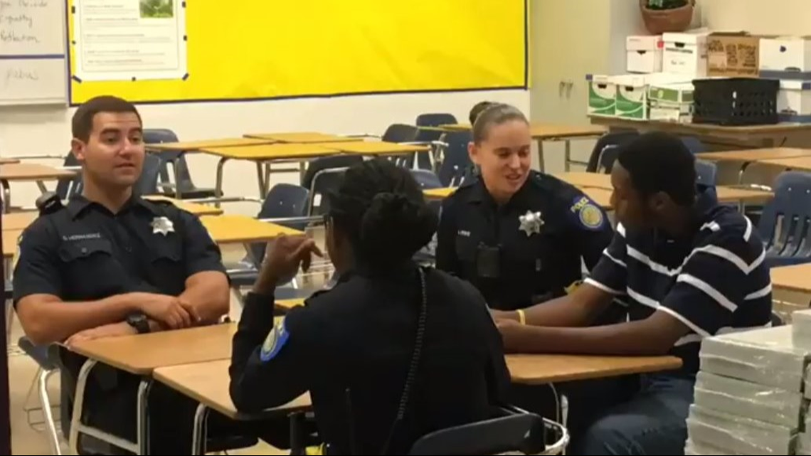 What’s Working: Sac PD does back to school | abc10.com
