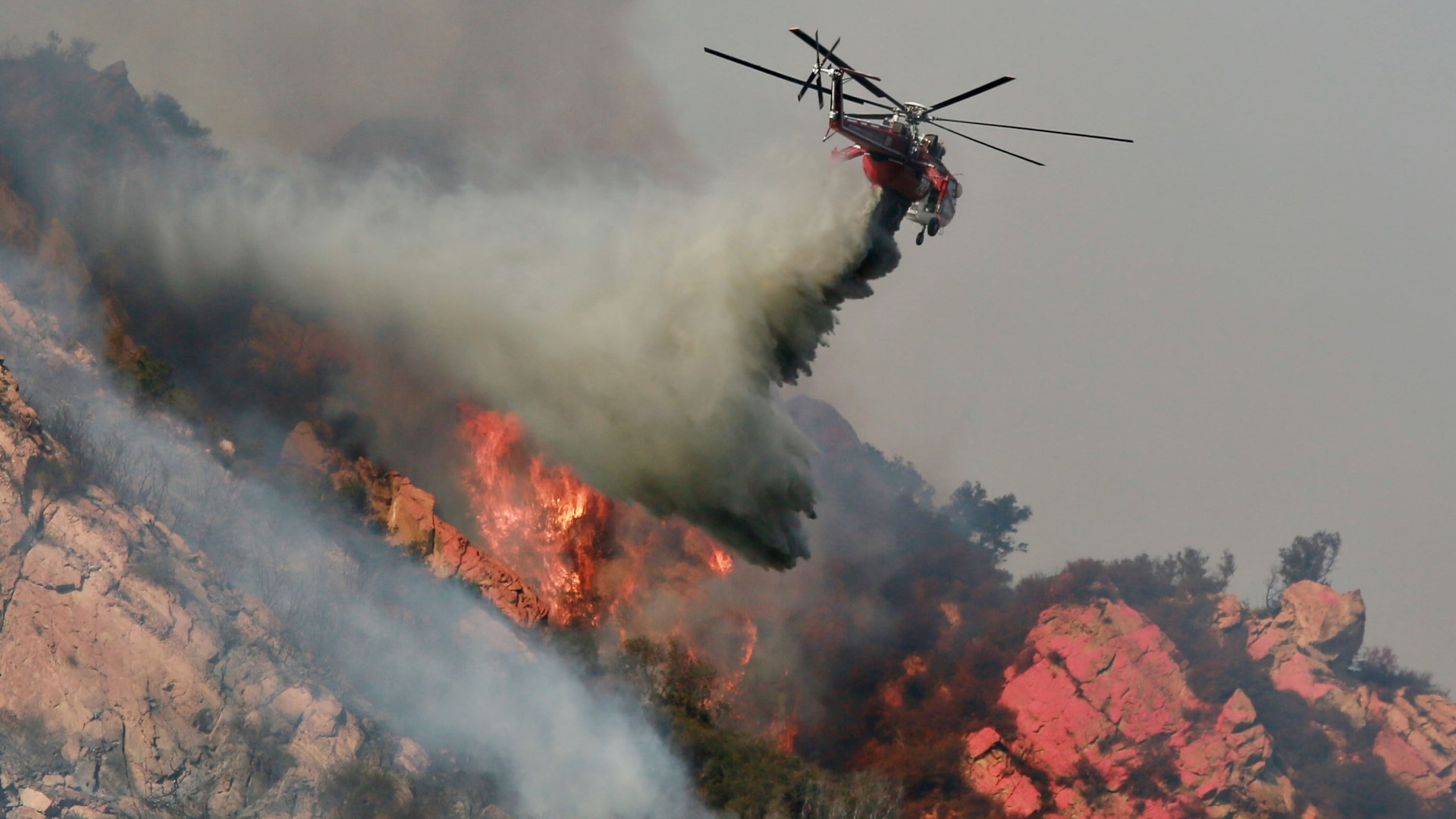 Fire map and road closures in Malibu and Thousand Oaks | Woolsey Fire ...