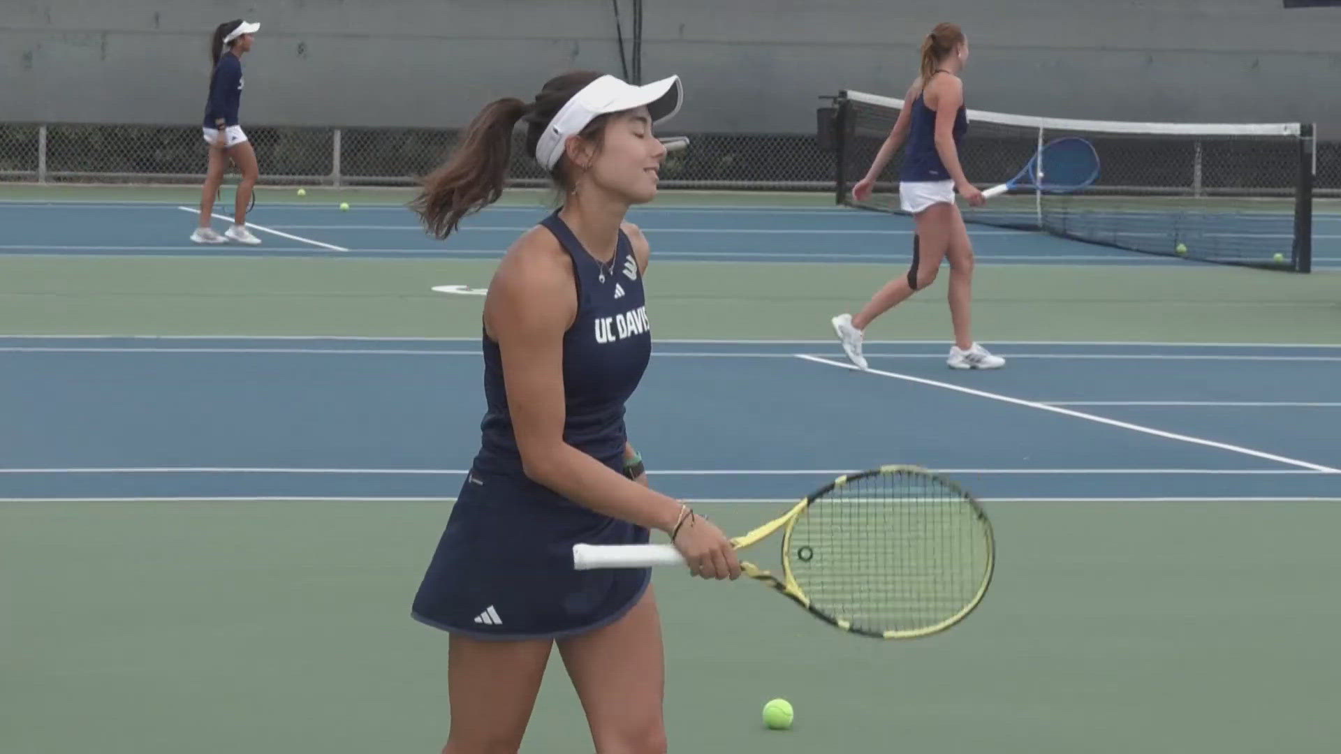 UC Davis tennis player Mika Ikemori finds success while managing ...