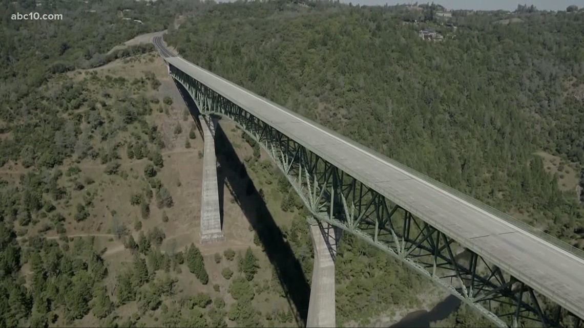 Foresthill Bridge in Auburn closed as HAZMAT team investigates | abc10.com