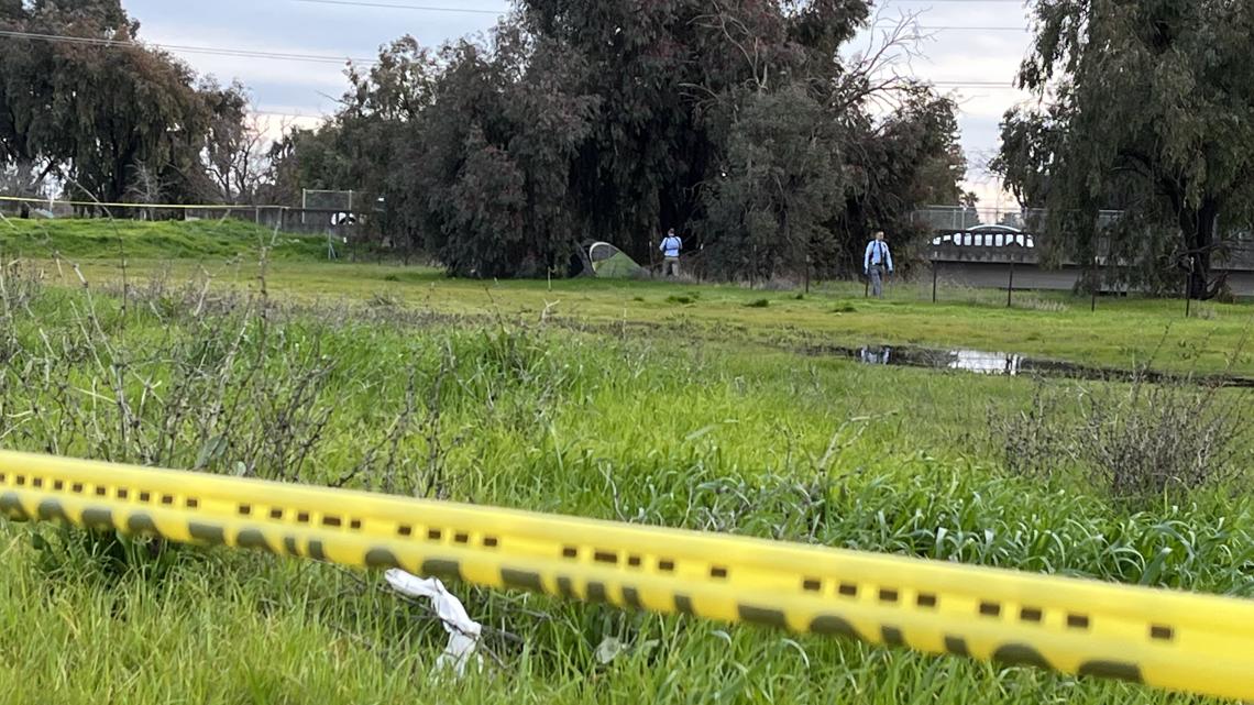 Body found on Highway 99 prompts CHP investigation | abc10.com