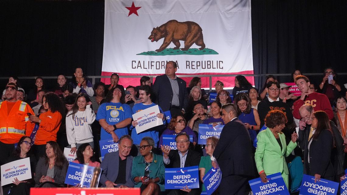 Newsom calls Nov. 4 election for new US House maps | abc10.com