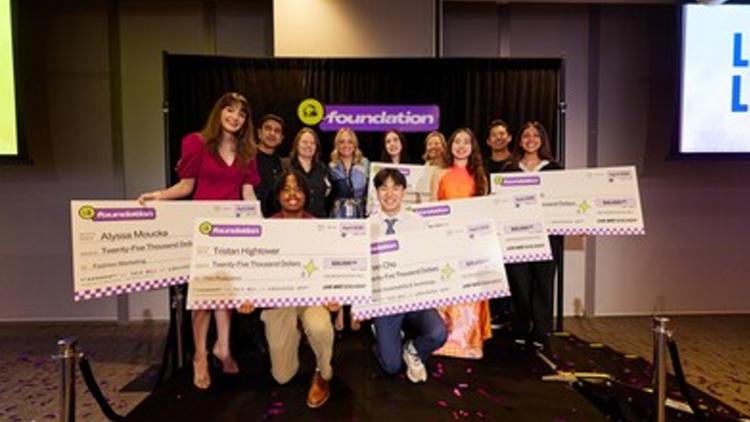 Sacramento Taco Bell team member wins $25K Live Más Scholarship | abc10.com