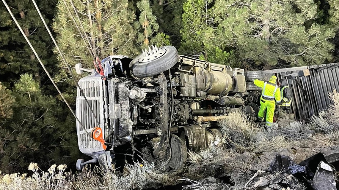 Semi truck slides down embankment during crash near Truckee | abc10.com
