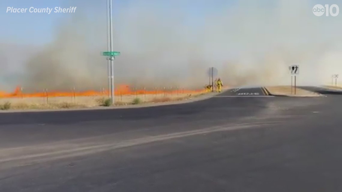 Evacuations in Rocklin as 300-acre fire continues to burn | abc10.com