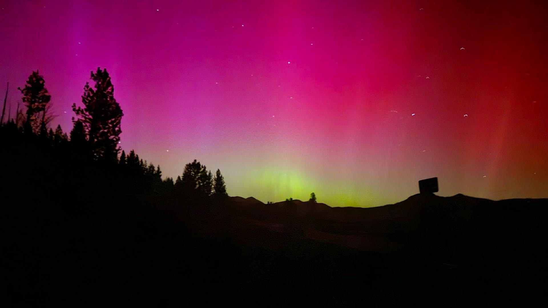 Viewer photos: Northern lights seen across California | abc10.com